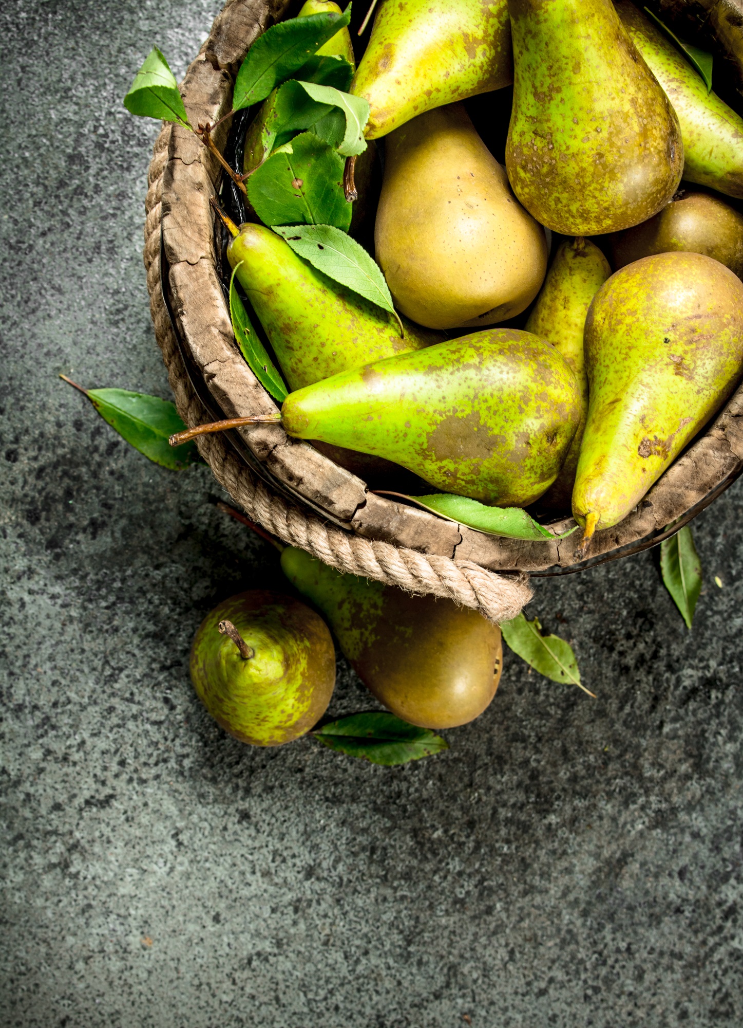 8 Reasons to Add Pears to Your Diet: The Sweet Taste of Good Health ...